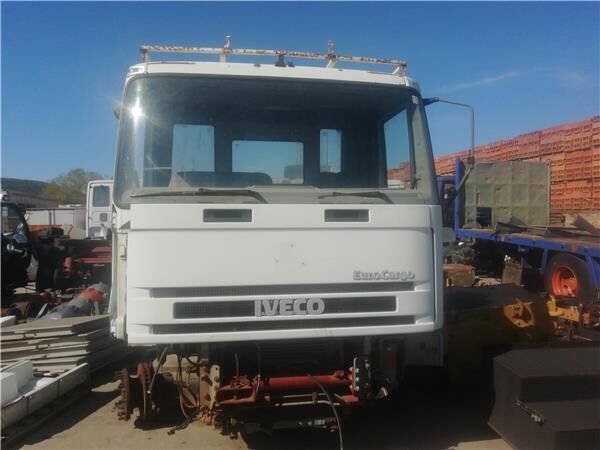 8142413 rešetka hladnjaka za IVECO EuroCargo kamiona