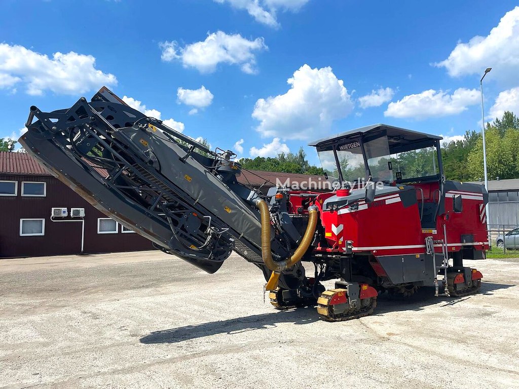 Wirtgen W150CFi glodalica za asfalt