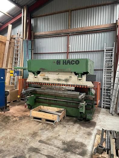 Haco 3100 mm x 110 Ton presa za savijanje lima