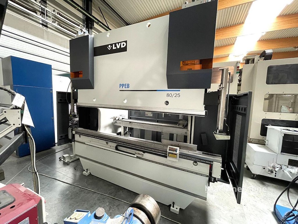 LVD Turbo 80 ton x 2500 mm CNC presa za savijanje lima
