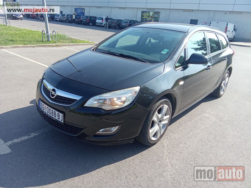 Opel Astra j 1.7