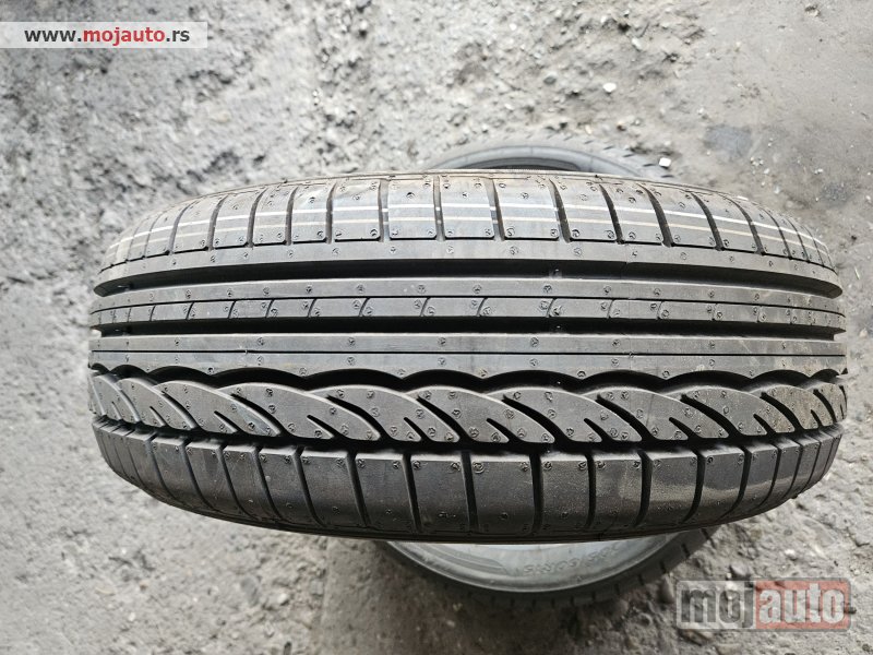185-60-15 Dunlop odlicna Nova guma 1 Komad