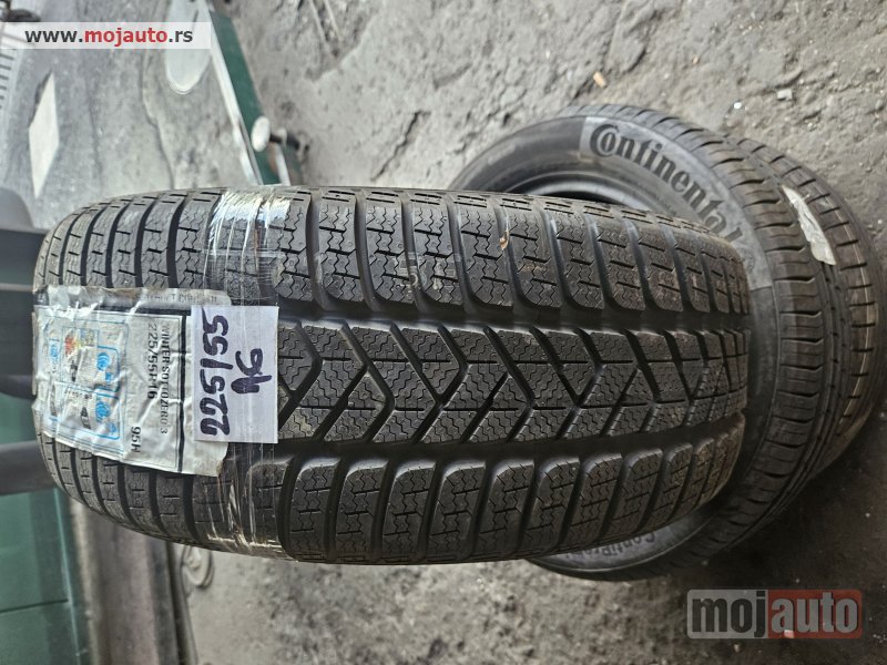 225-55-16 Pireli odlicna nova guma 1 Komad