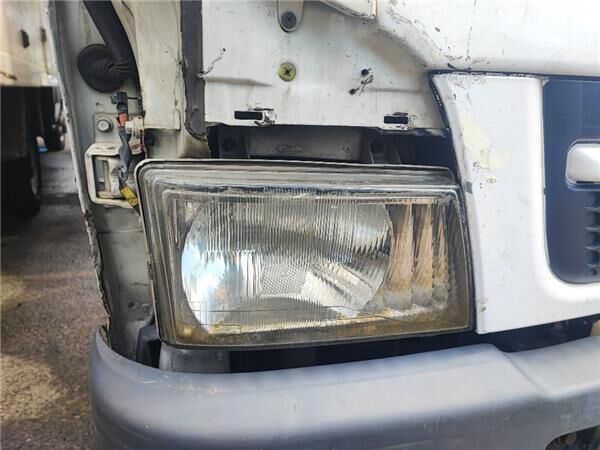 Far za Mitsubishi CANTER 4.05 -> kamiona
