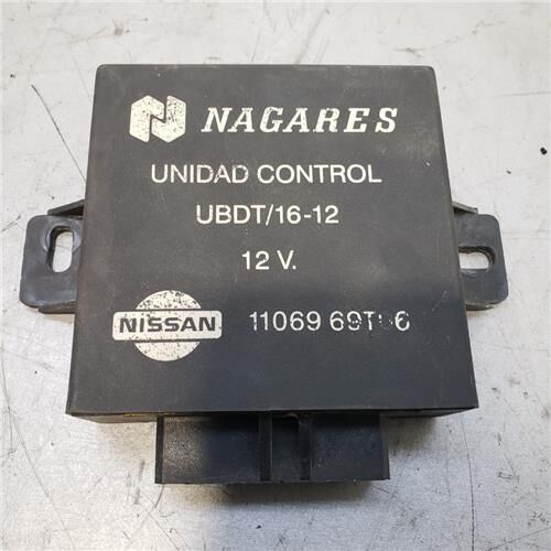 11069D8801 upravljačka jedinica za Nissan CABSTAR kamiona