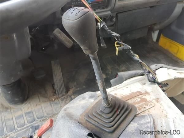 Ručica menjača za Nissan CABSTAR kamiona