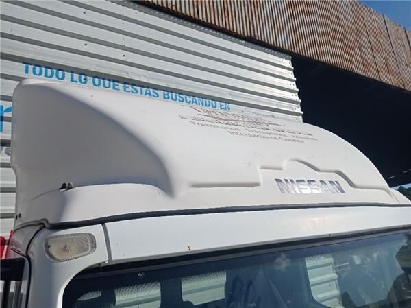 Spojler za Nissan ATLEON kamiona