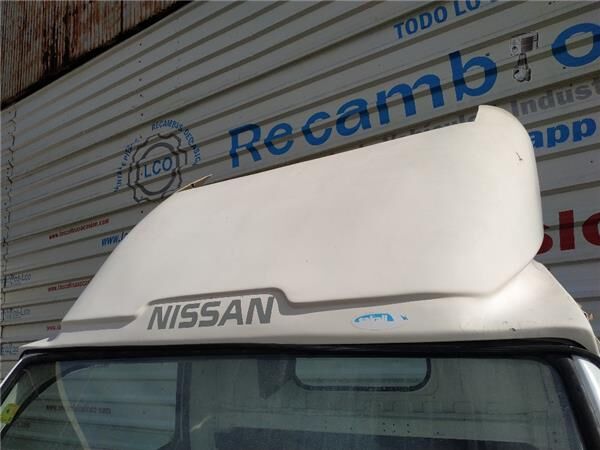 Spojler za Nissan CABSTAR kamiona