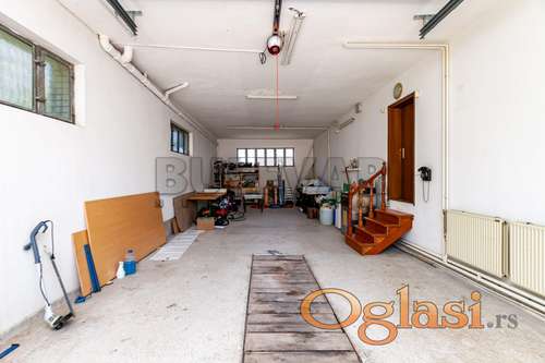 Izuzetna porodična vila na Mramorskom brdu – 500 m²