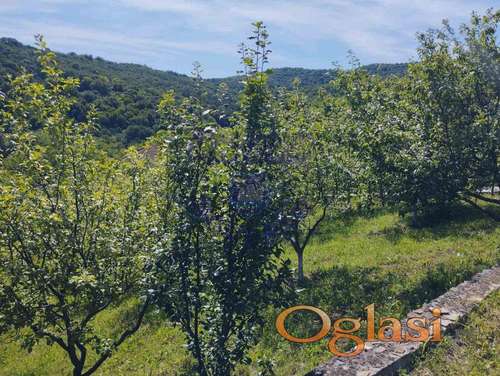 Plac 1670m2 Paragovo