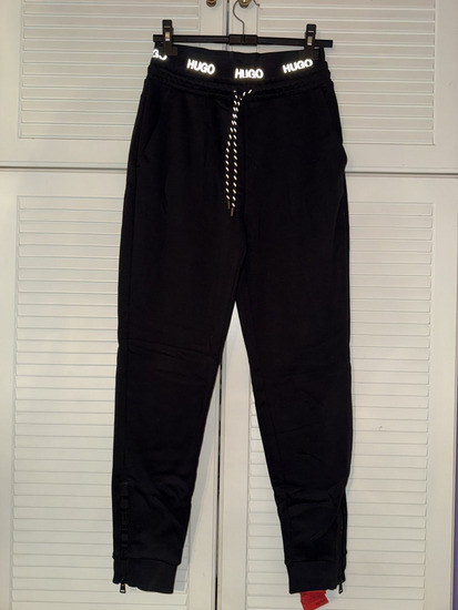 Original nova Hugo Boss trenerka