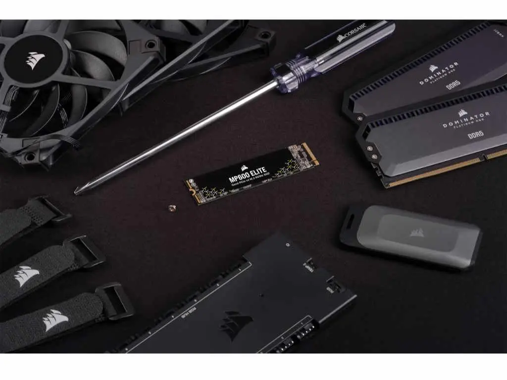 Corsair SSD MP600 ELITE 1TB, M.2, NVMe