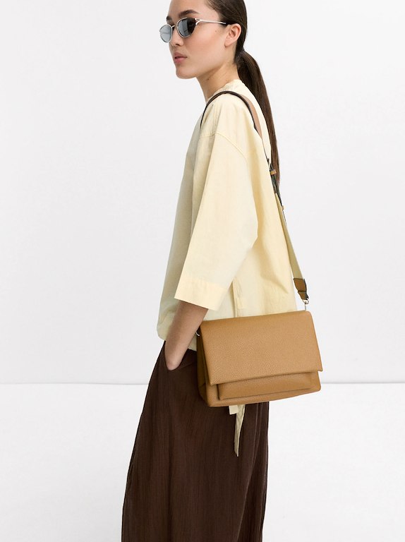 CROSSBODY BAG WITH FLAP