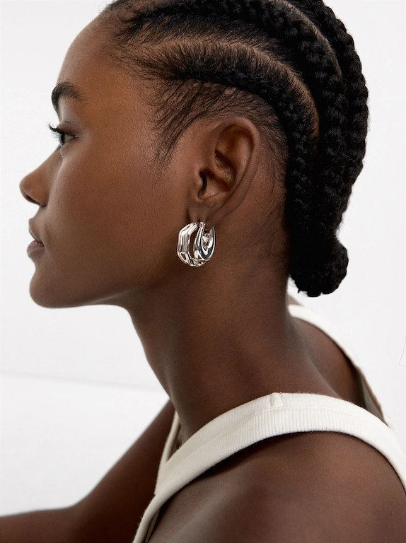 SET OF SILVER HOOP EARRINGS