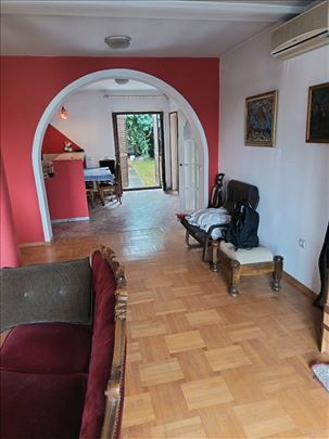 Medak padina, Morinjska, 156m2, 3,5 ari