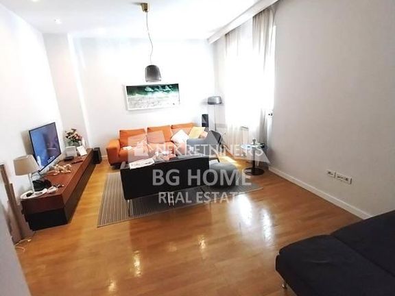 Lux 3.0 stan kod Vukovog spomenika, Ćirila i Metodija ID#2773