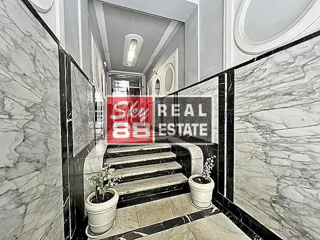 Izdavanje, petosoban stan, 150m2, Stari Grad, Beograd