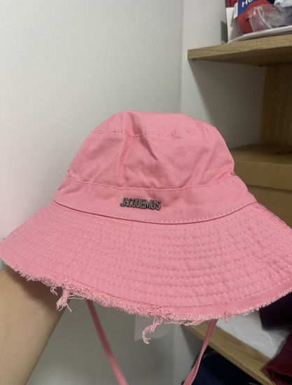 Jacquemus bucket hat