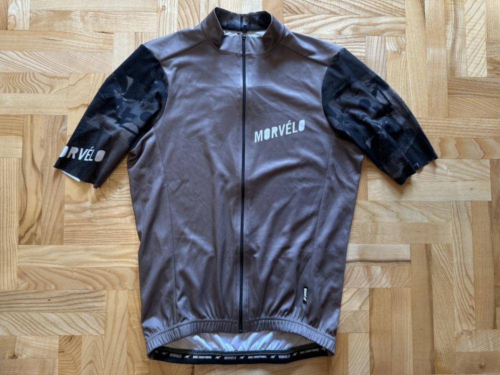 Biciklisticki dres Morvelo L novo