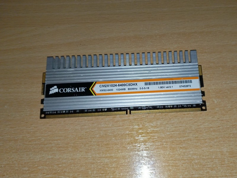 Corsair 1Gb ddr2 800Mhz