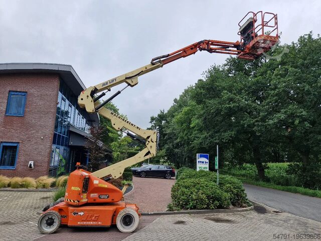 Artikulisan teleskopski bum lift
JLG E400AJPN