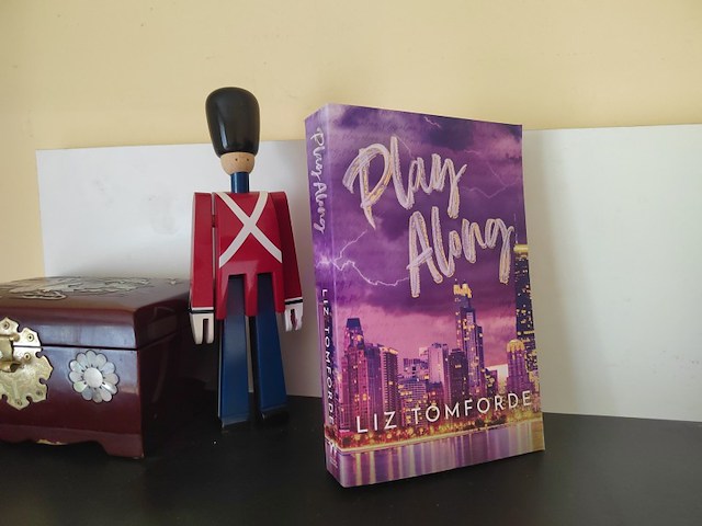 Liz Tomforde Play Along