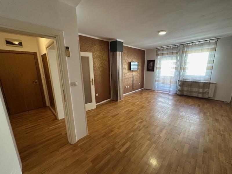 Novi Sad-Grbavica-41m2-Parking mesto-Uknjižen ID#3011 129.900 €