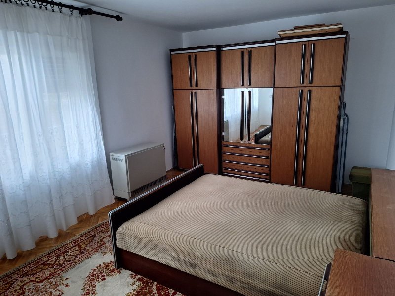 Prodaja stana i garsonjere Beograd-Karaburma