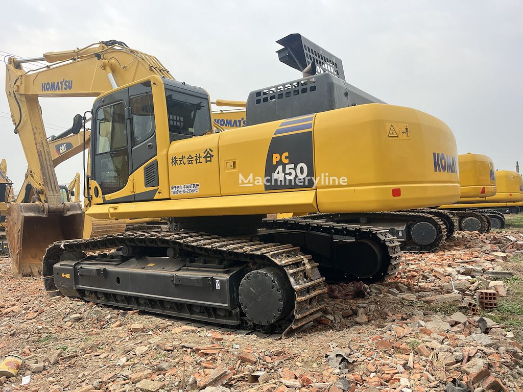 Komatsu PC450-8 bager guseničar