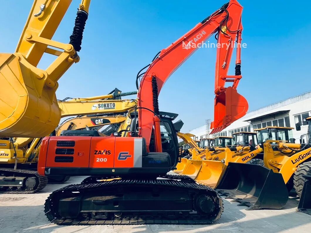 Hitachi ZX200-3G bager guseničar