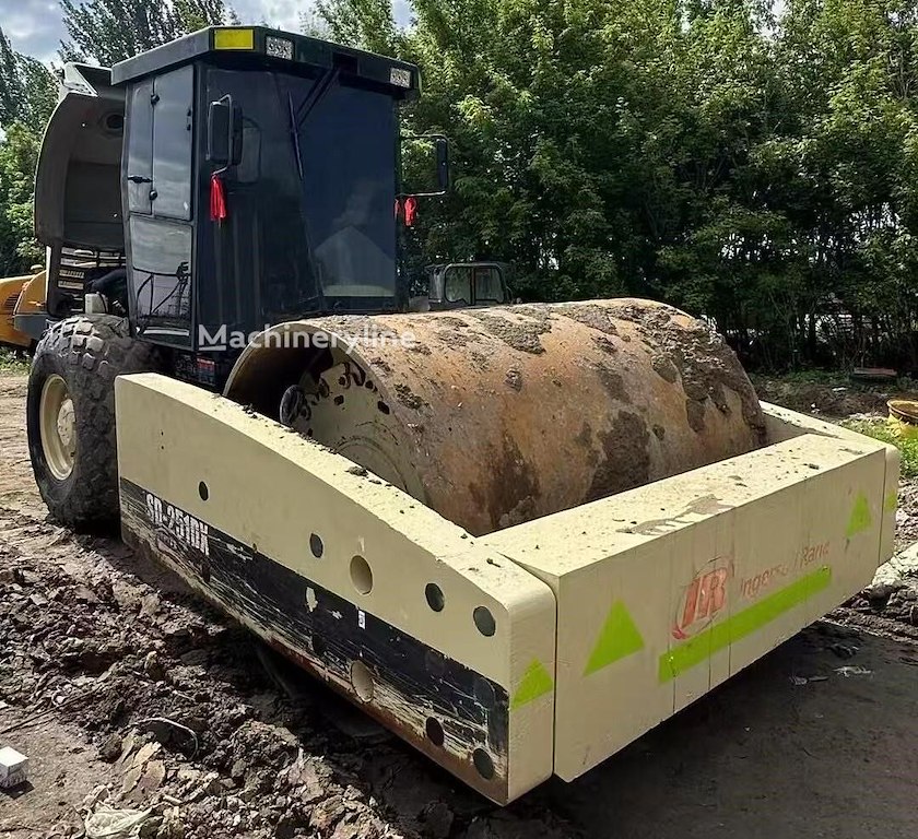 INGERSOLL-RAND SD251DX kompaktor s jednim valjkom