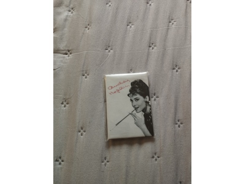 Audrey Hepburn magnet za frizider