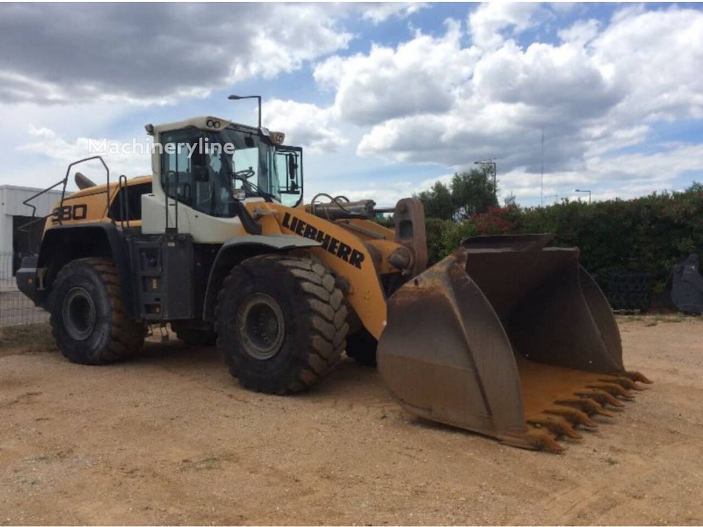 Liebherr L580 prednji utovarivač
