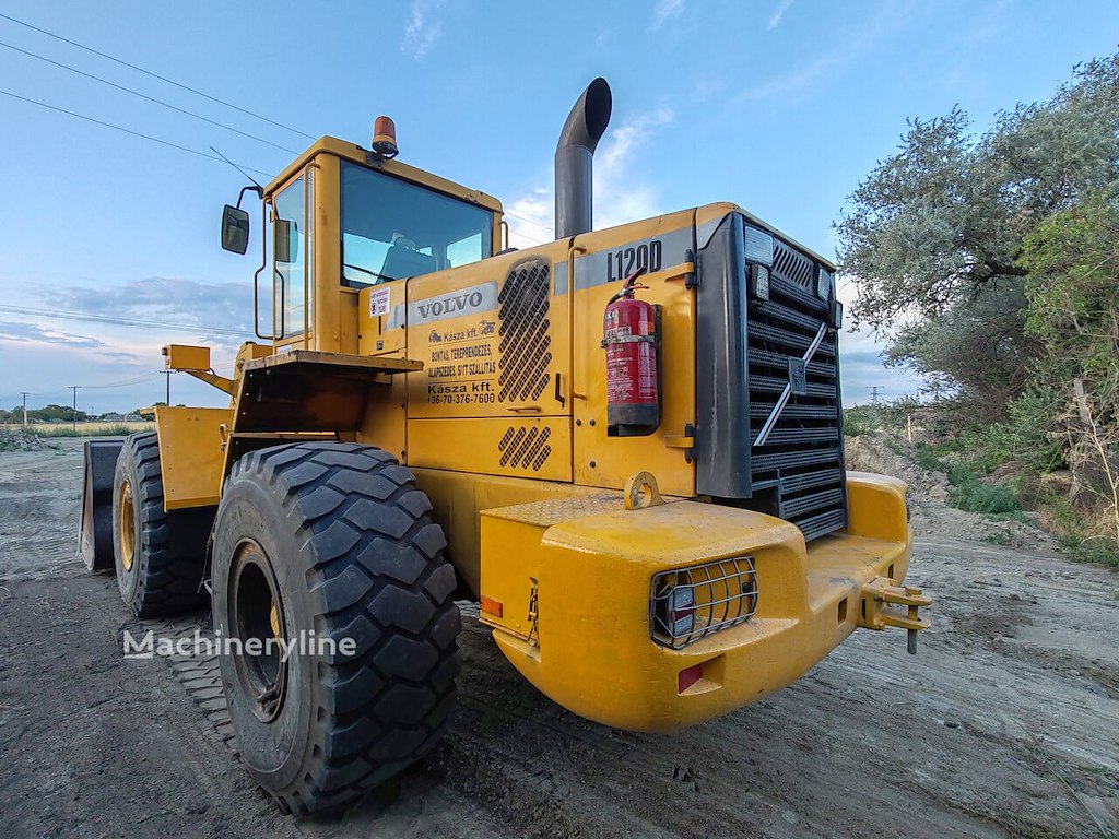 Volvo L120 D prednji utovarivač