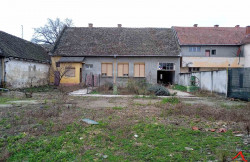 Kuca,ŽABALJ,CENTAR,kv: 1223, € 206000, ID: 3003750