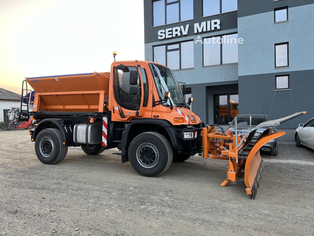 Mercedes-Benz Unimog U500 univerzalna komunalna mašina