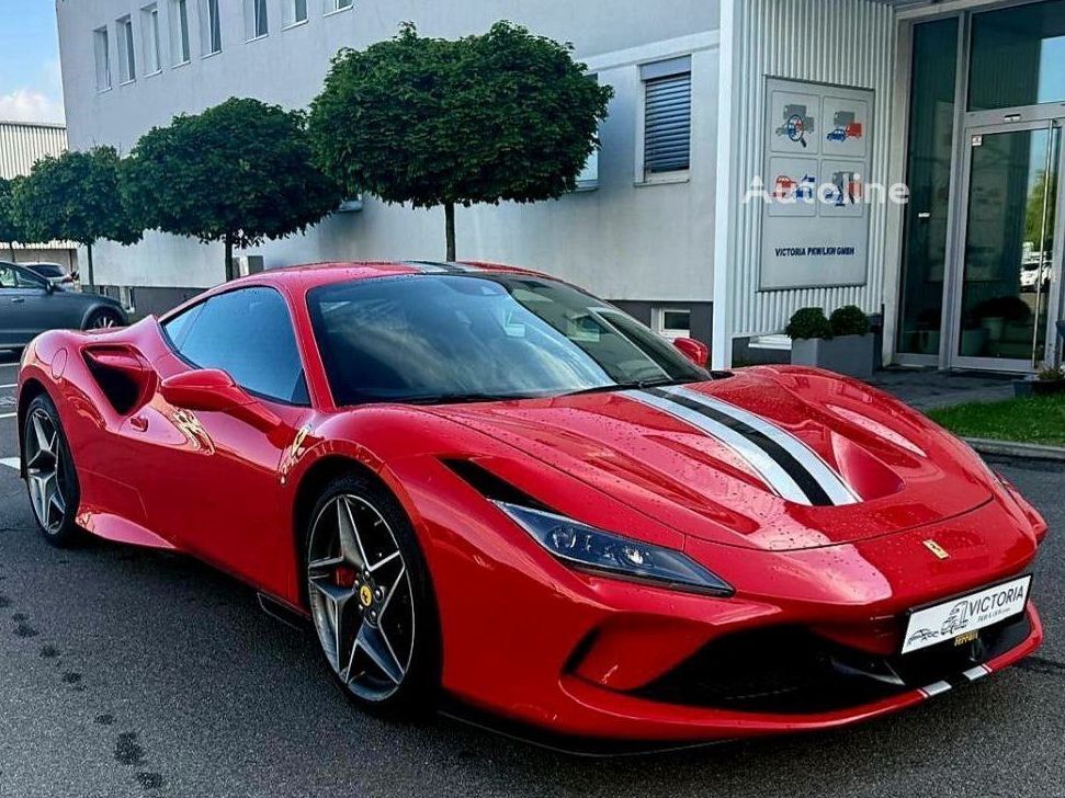 Ferrari F8 kupe