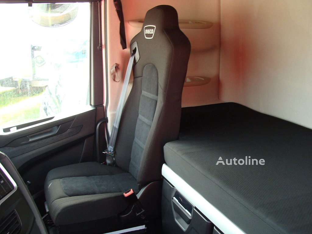 IVECO 490 S-WAY tegljač