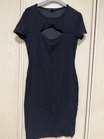 Guess mala crna haljina