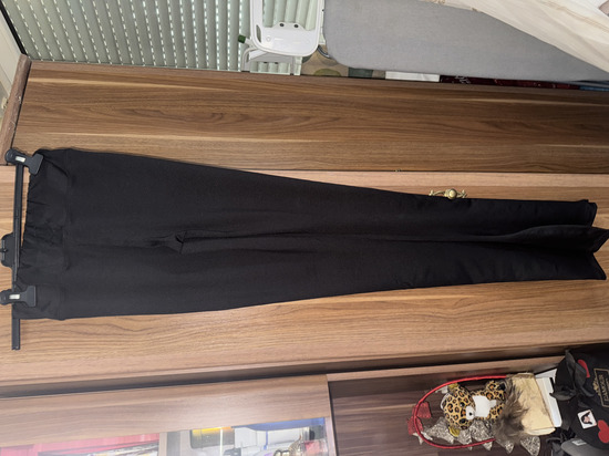 Helanke sa naborima pozadi