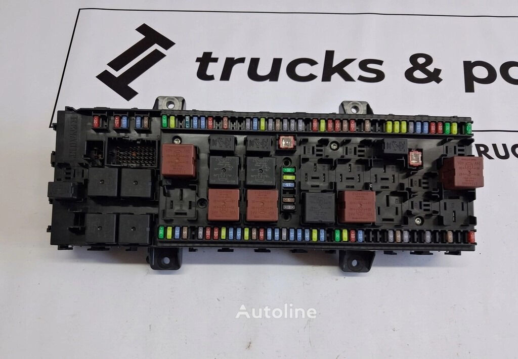 Renault 22821376 P02 kutija s osiguračima za Renault GAMA T RANGE tegljača