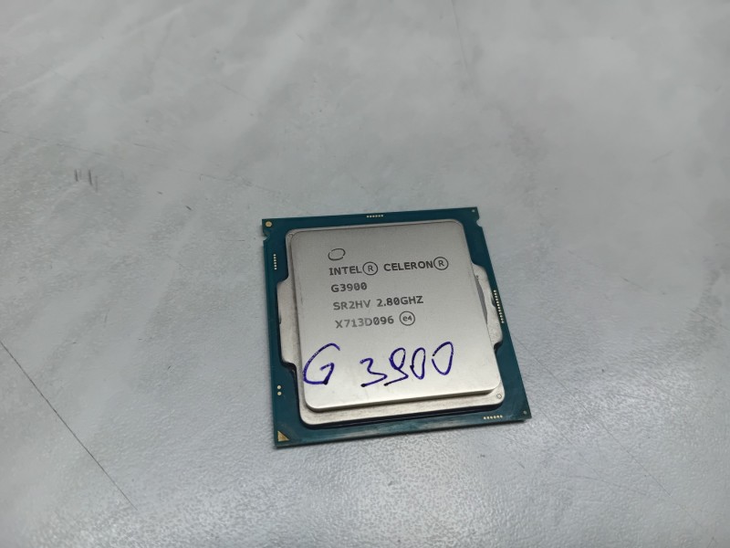 Procesor Intel Celeron G3900 2800 mhz 1151 ispravan