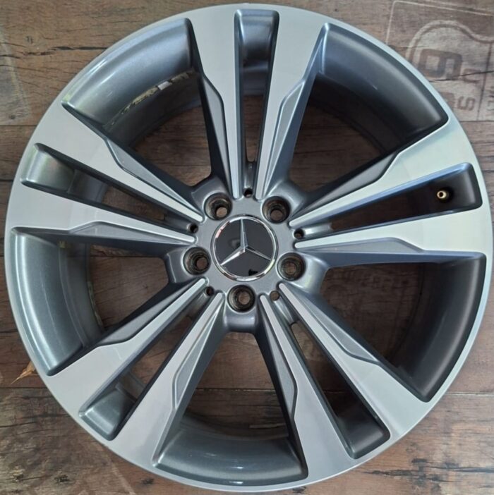 Mercedes 8,5×19 5/112 ET36; 9,5×19 5/112 ET43,5