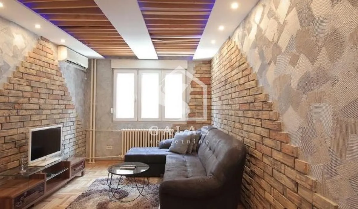 Izdavanje, trosoban stan, 85m2, Savski Venac, Beograd