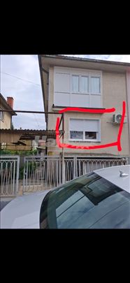 Izdajem stan u kući