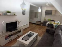 Prodajem apartman u centru Divcibara