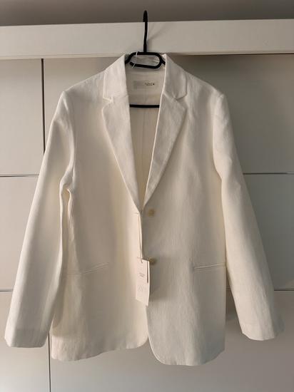 Zara beli laneni sako