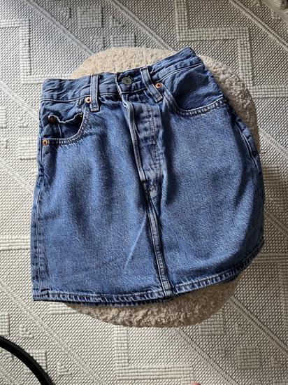 Levi’s teksas suknja
