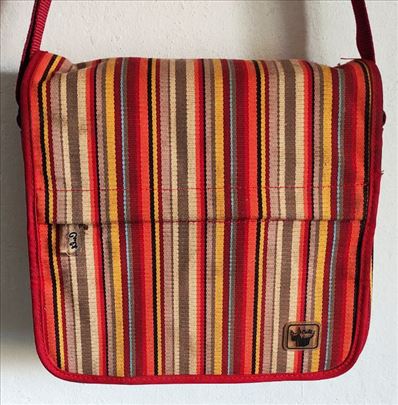 CULT nova prakticna torba 28x25x10 cm