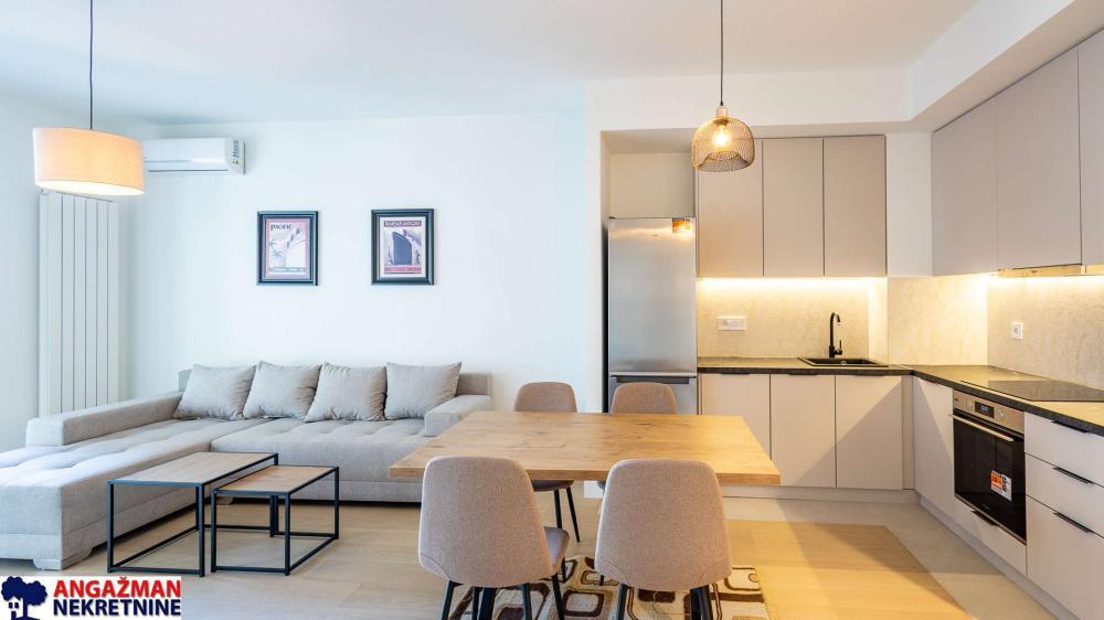 Luke Ćelovića Trebinjca, Dvosoban stan na prodaju, 54m2, 290.000€